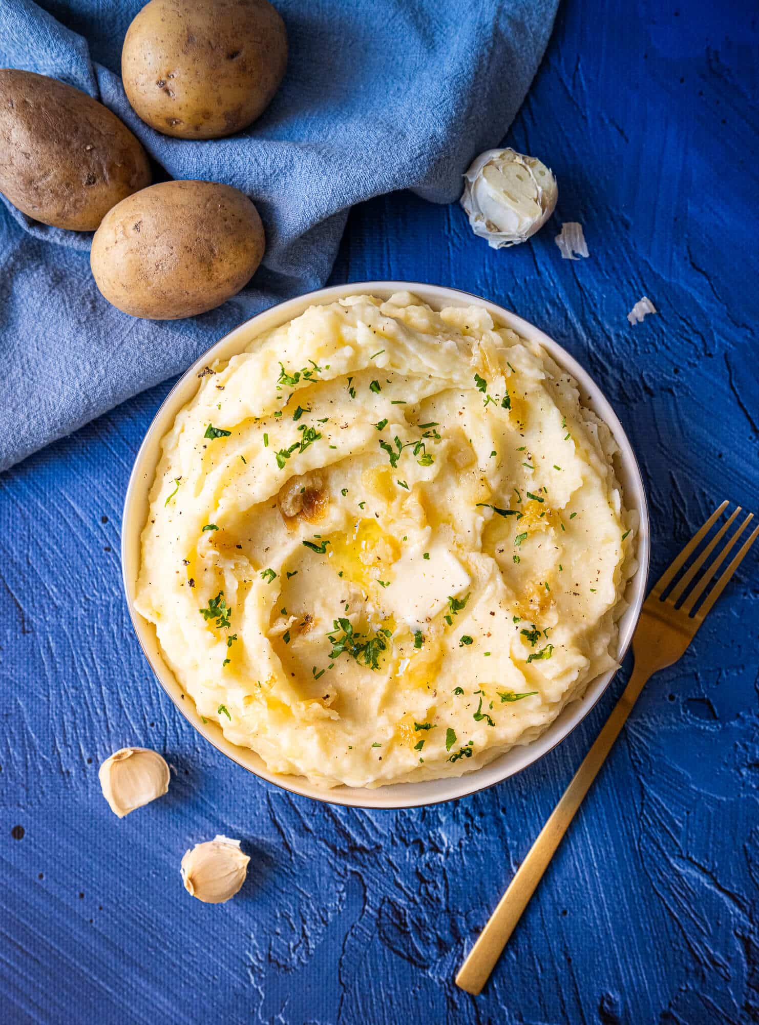 Piure de cartofi cu usturoi copt|Garnituri|Rețetă culinară 🍽️|Delicii.com