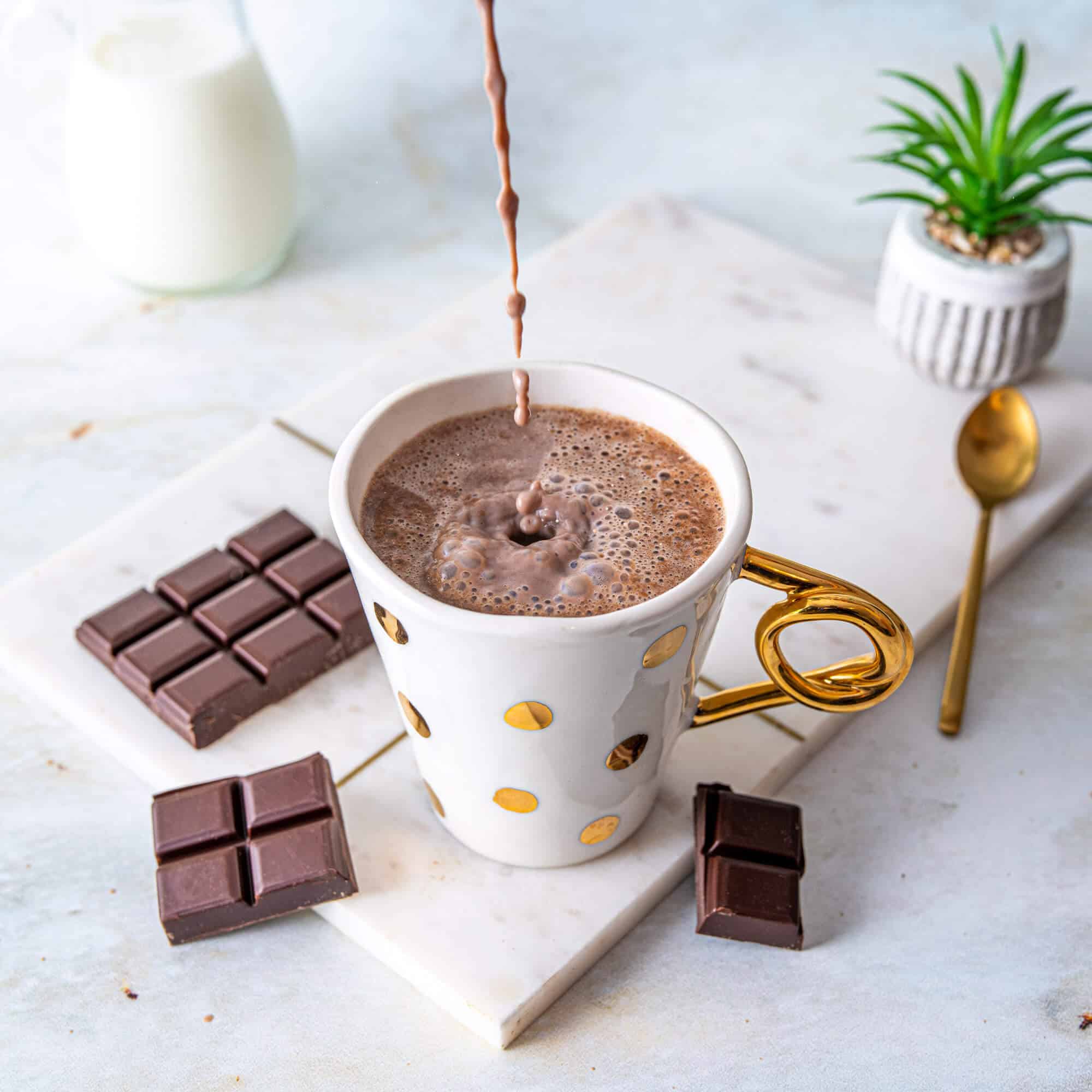 Ciocolata calda cu vanilie|Bauturi|Rețetă culinară 🍽️|Delicii.com