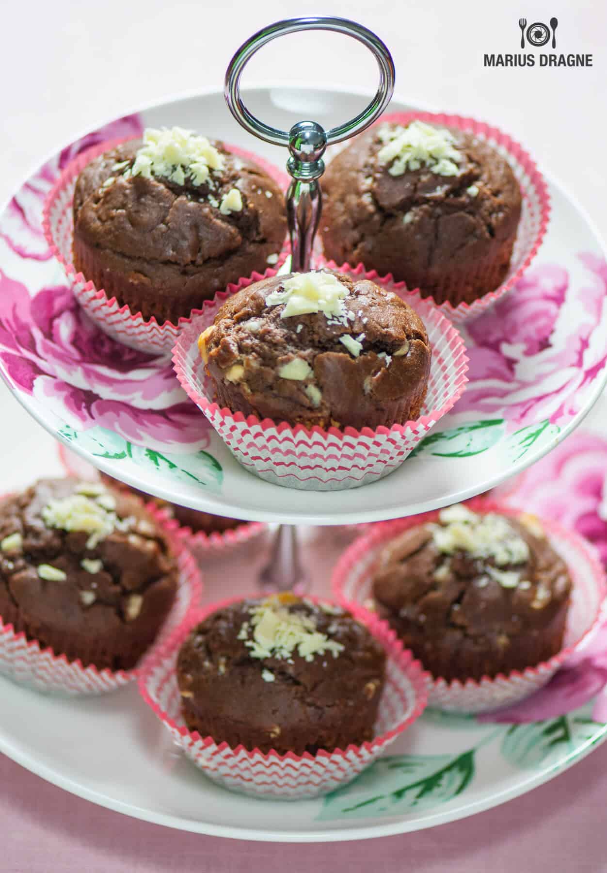 Briose de ciocolata- Rețete de Mâncare|Deserturi|Delicii.com